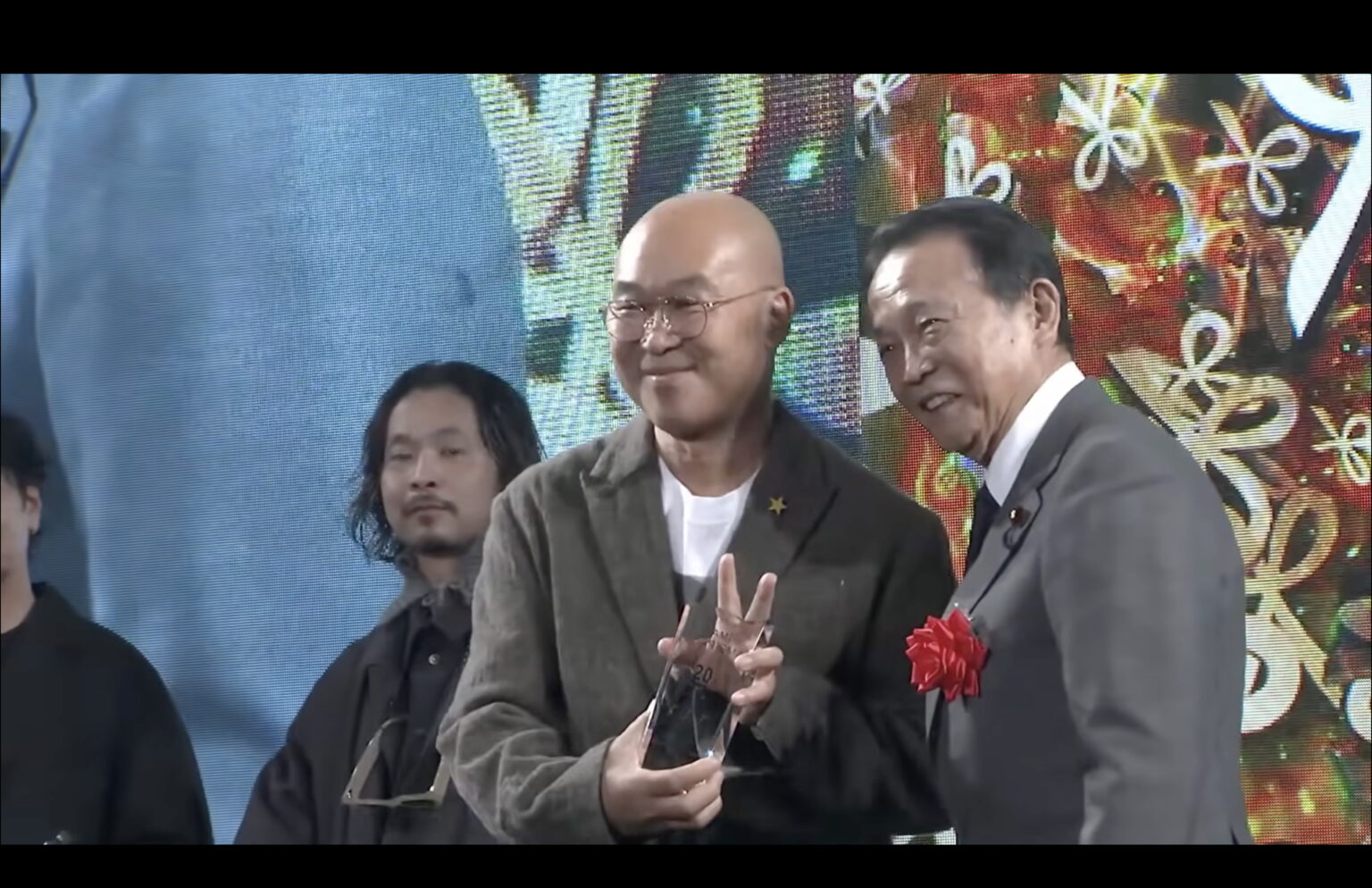 (出典元：YouTube「KAMI CHARISMA 公式チャンネル）